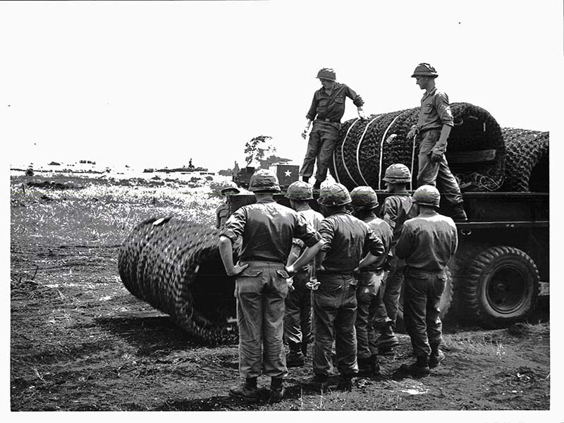 Fotografía - “C” Company 92d Engenirs - Memoria de Abril